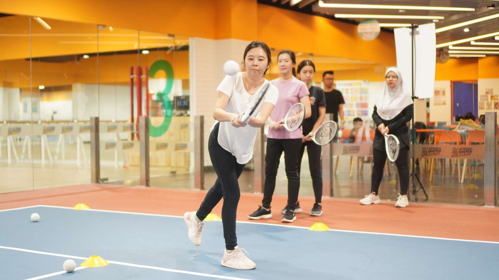 Here Are A Guide To Master the Touchtennis Backhand Shoot