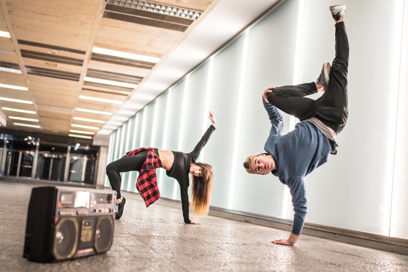 Modern Vs Contemporary Dance: Know The Differences Between Two
