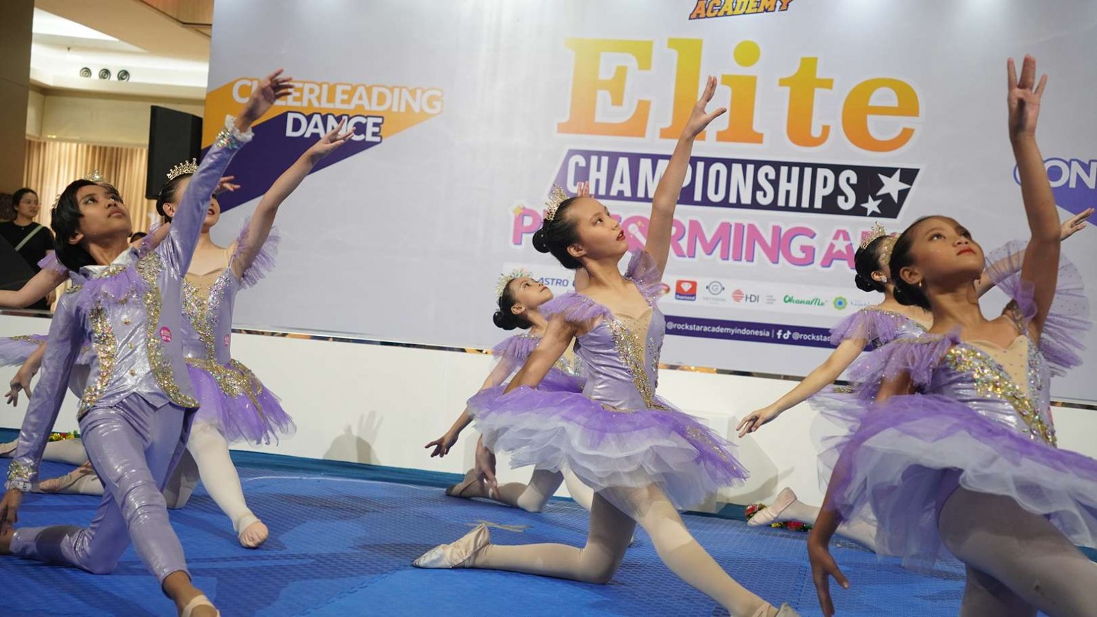 Port de Bras Ballet: A Guide to Beautiful Upper Body Movement