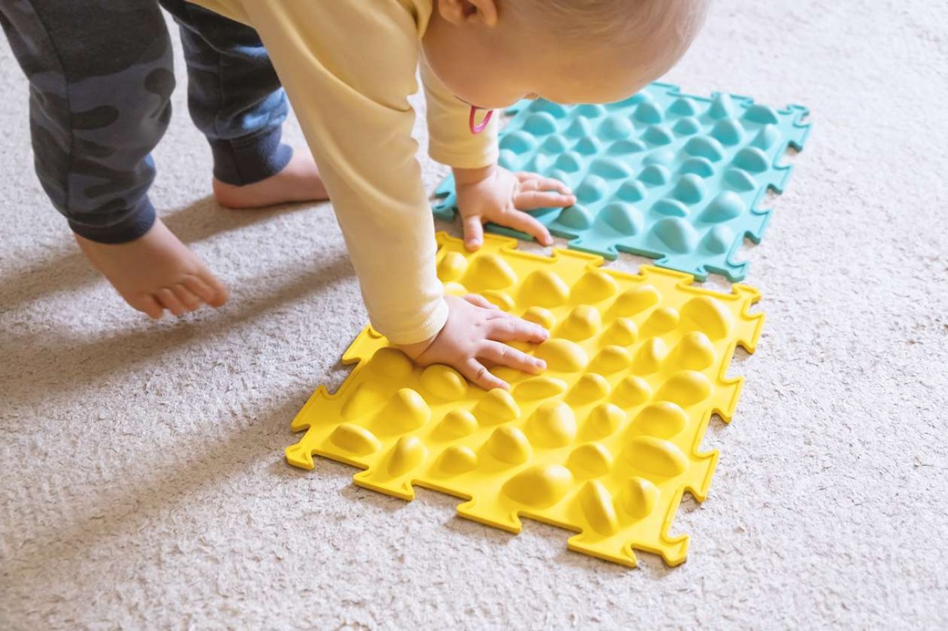 The Importance of Texture Exploration for Kids' Development